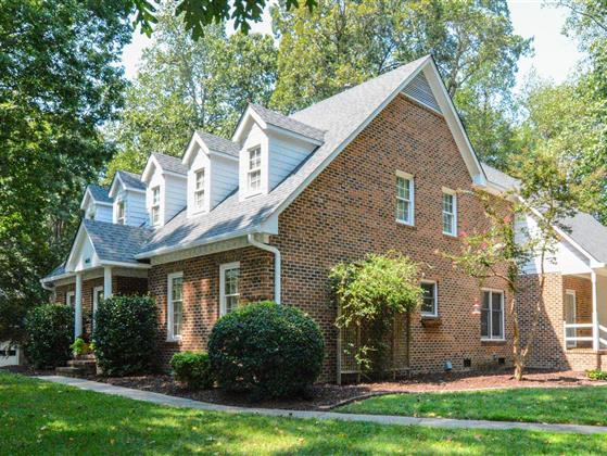 4601 Oakmoor Circle