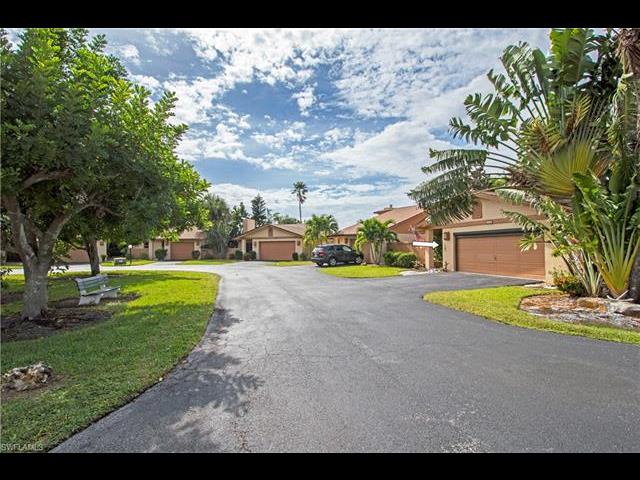 6421 Royal Woods DR