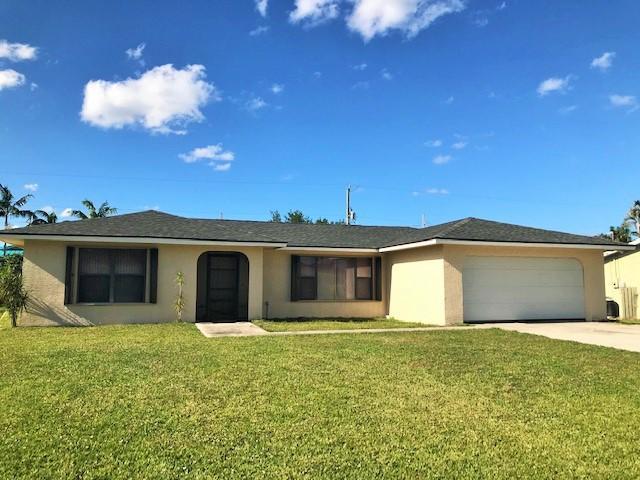 1125 SE Petunia Avenue