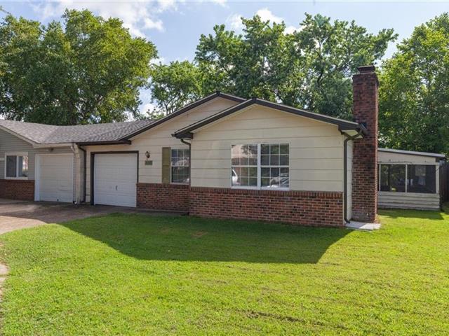 904 Spring Garden Lane